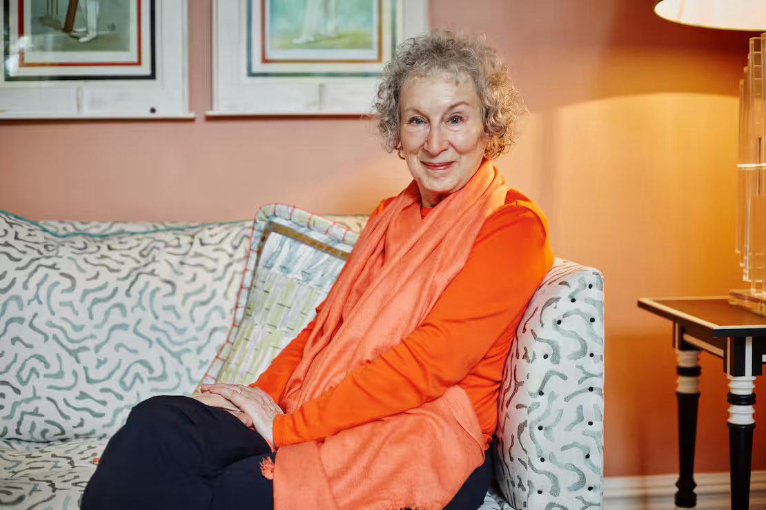 Margaret Atwood: realismo psicológico y distopía - Mónica Acebedo